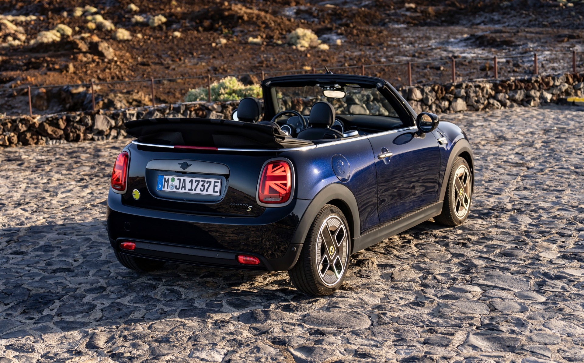 Αυτό είναι το ηλεκτρικό Mini Cooper SE Convertible | Capital