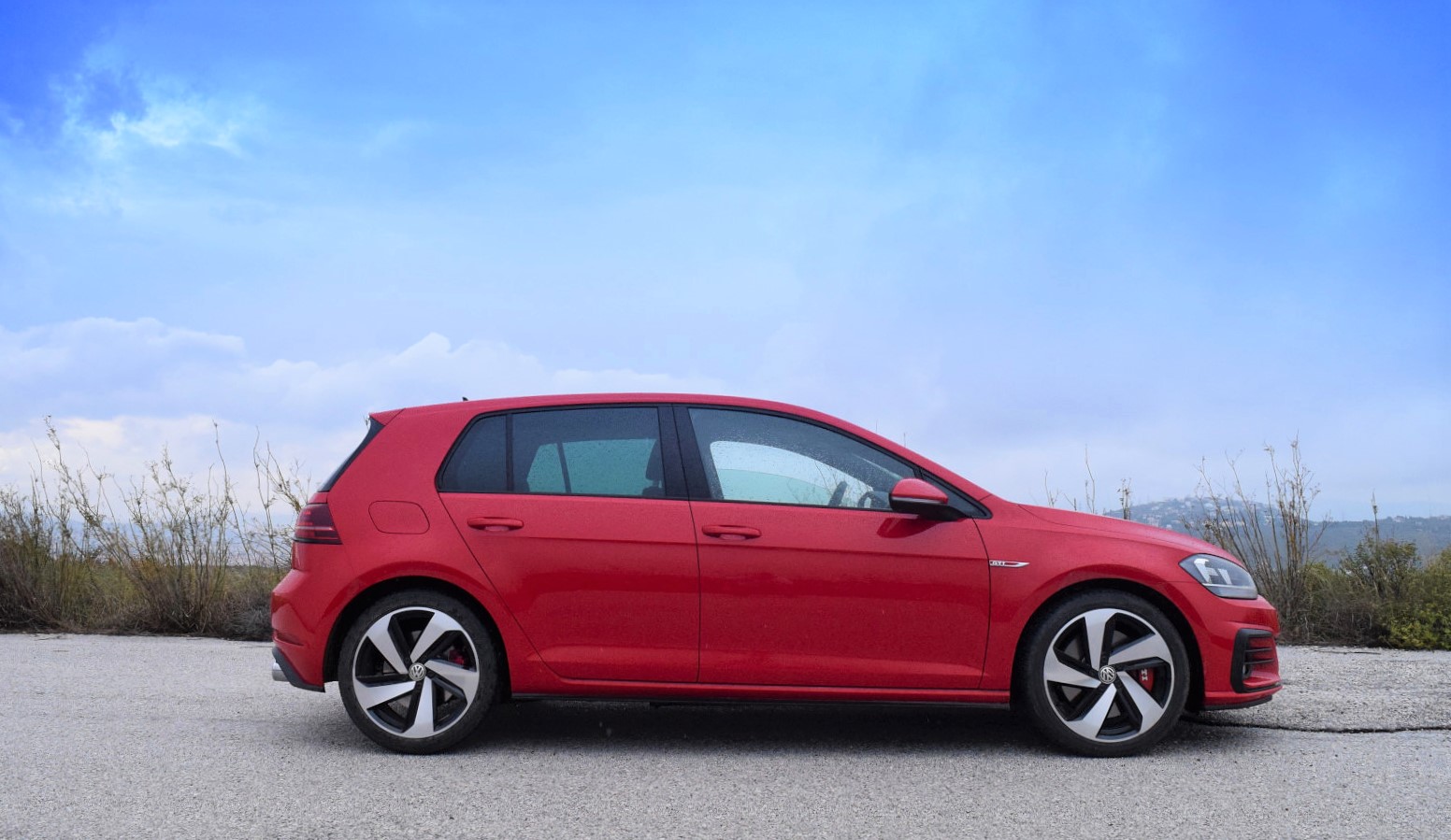 VW Golf GTI Performance DSG | Capital