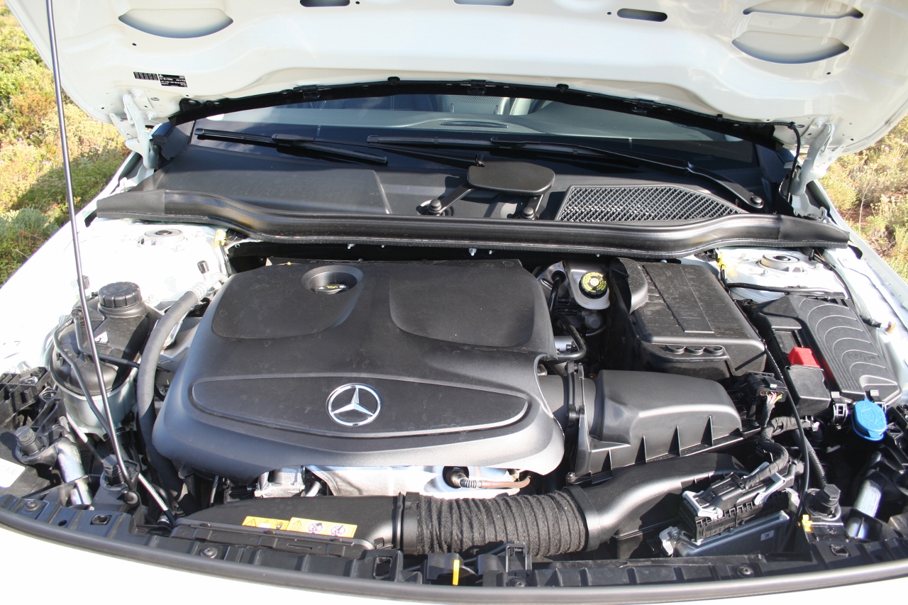 Mercedes-Benz GLA 250 4MATIC | Capital