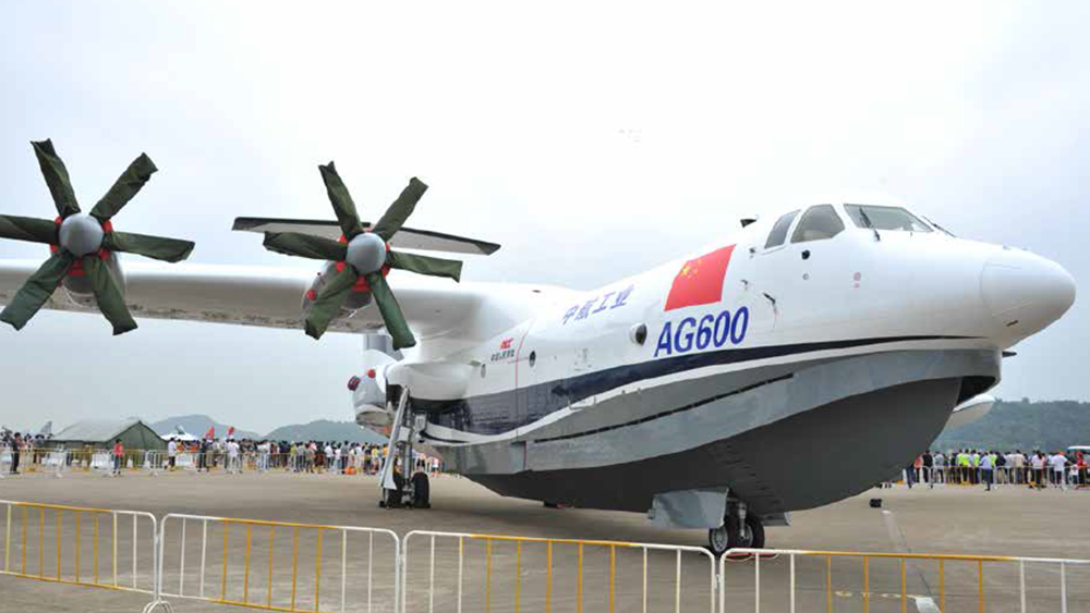 Επιτυχημένη η παρθενική πτήση του AG600, του πρώτου μεγάλου κινεζικού ...