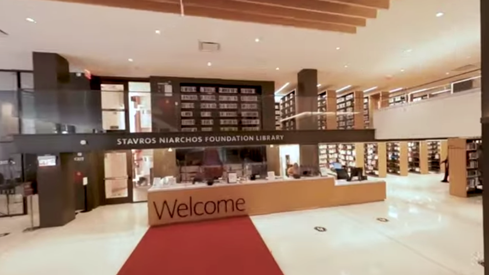Η Stavros Niarchos Foundation Library (SNFL) άνοιξε επίσημα τις πόρτες της